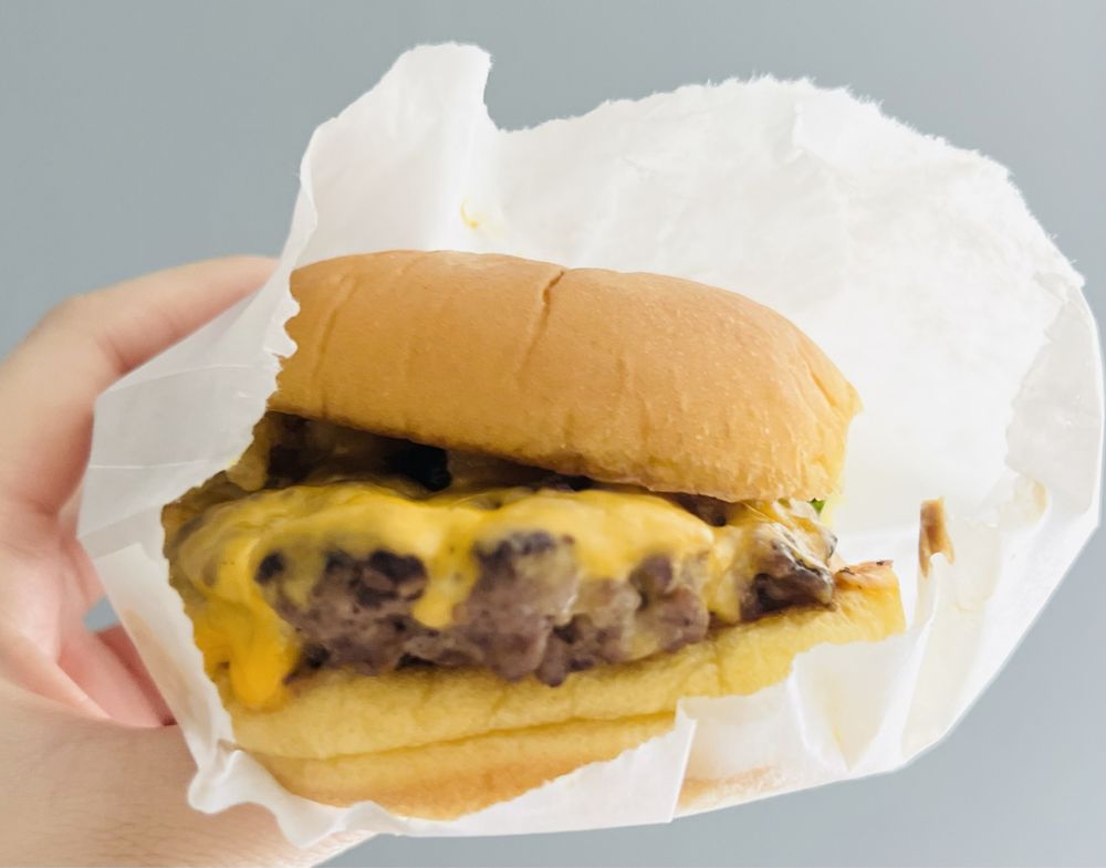 SHAKE SHACK STONESTOWN GALLERIA - Updated July 2025 - 313 Photos & 226 ...