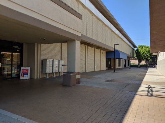 CITRUS VILLAGE SHOPPING CENTER - Updated June 2025 - 13 Photos - 700 E ...