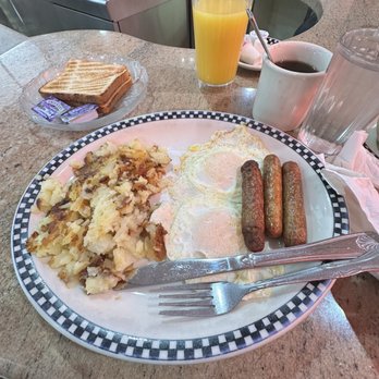 PARK WEST DINER - Updated December 2025 - 248 Photos & 335 Reviews ...