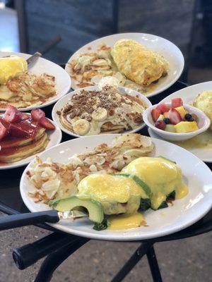 BUTTERS PANCAKES & CAFÉ - NORTHSIGHT BLVD - Updated May 2024 - 845 ...
