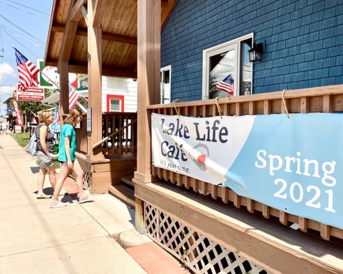 LAKE LIFE CAFE - Updated August 2025 - 61 Photos & 28 Reviews - 22 Main ...
