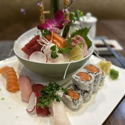 EAST GATE ASIAN BISTRO - Updated December 2025 - 554 Photos & 418 ...