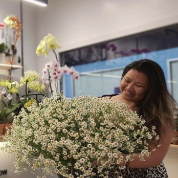 CYMNOW FLOWERS - Updated April 2024 - 131 Photos & 23 Reviews - 6757 ...