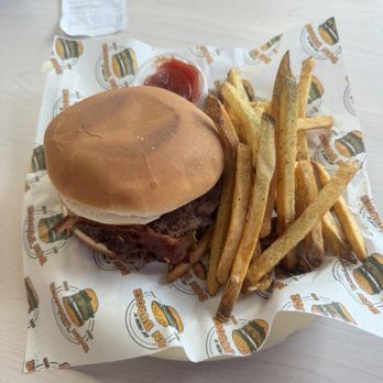 DON BURGER - Updated January 2025 - 204 Photos & 319 Reviews - 4133 ...