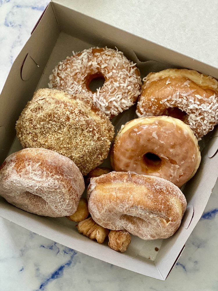 WORLD’S FARE DONUTS - 401 Photos & 327 Reviews - 20770 Hesperian Blvd ...