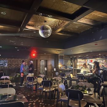 ROARING SOCIAL - Updated January 2026 - 35 Photos & 17 Reviews - 101 W ...