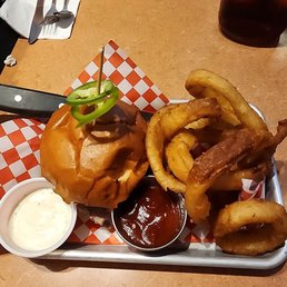 HOPS & HOGS COUNTRY SMOKEHOUSE - Updated July 2025 - 156 Photos & 91 ...