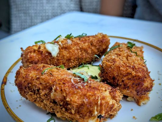 LADYBUG WINE BAR - Updated December 2025 - 52 Photos & 18 Reviews - 514 ...