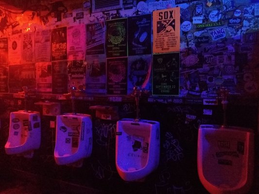 REGGIES ROCK CLUB - 115 Photos & 214 Reviews - 2109 S State St, Chicago ...