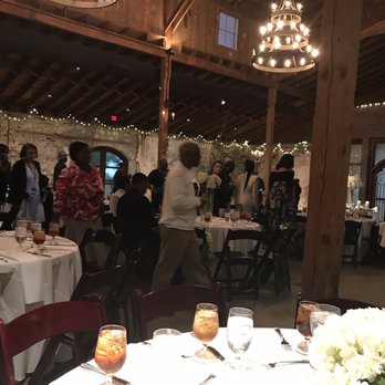 550 TRACKSIDE - Updated December 2025 - 18 Photos - 550 N Clayton St ...