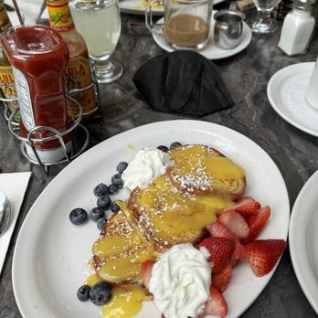 RUSTY PELICAN CAFE - Updated October 2024 - 419 Photos & 285 Reviews ...