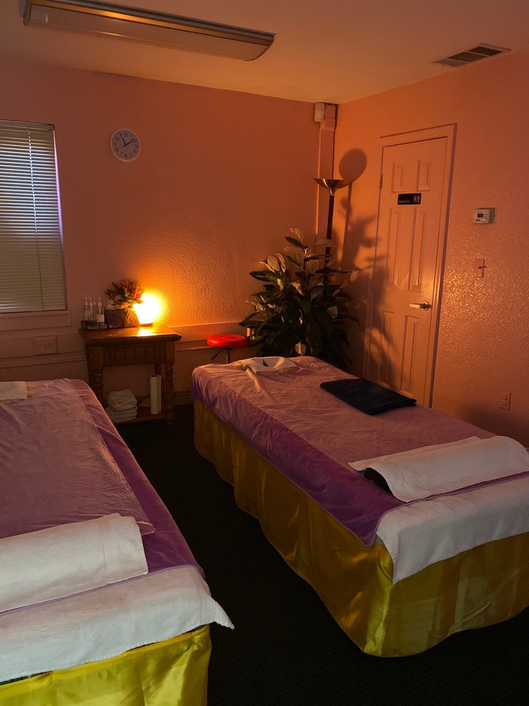 THE BEST MASSAGE - 25 Photos & 49 Reviews - 319 Lincoln Blvd, Lincoln ...