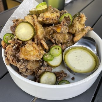 4296 - Updated August 2024 - 86 Photos & 29 Reviews - 3-626 Main Street ...