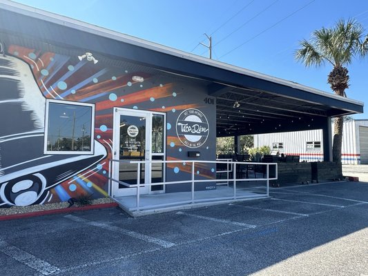 TACO DIVE - Updated October 2025 - 54 Photos & 23 Reviews - 401 E New ...