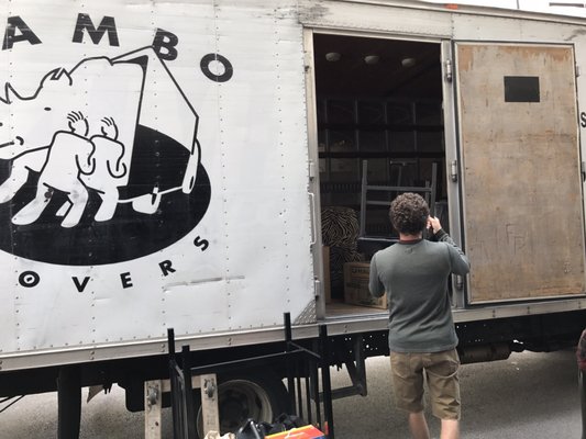 MAMBO MOVERS - Updated January 2026 - 24 Photos & 384 Reviews - 1241 S 24th St, Philadelphia ...