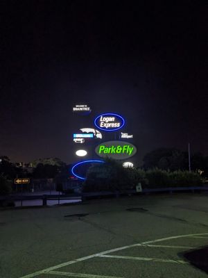 LOGAN EXPRESS - Updated July 2025 - 17 Photos & 98 Reviews - 262 Forbes ...