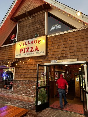 VILLAGE PIZZA - Updated March 2025 - 332 Photos & 635 Reviews - 40568 ...