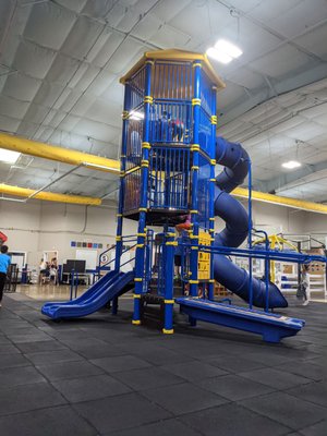 RECREATIONS OUTLET - Updated June 2025 - 44 Photos & 37 Reviews - 885 ...