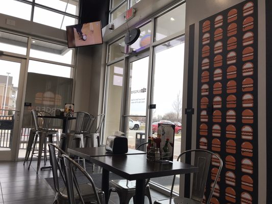 FLIGHT BURGER - 329 Photos & 130 Reviews - 650 W Carmel Dr, Carmel ...