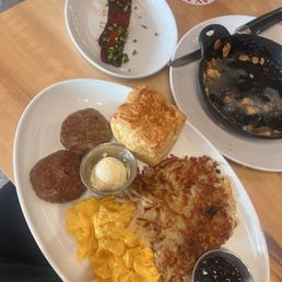 DAY MAKER HALF DAY CAFE - Updated August 2025 - 371 Photos & 114 ...