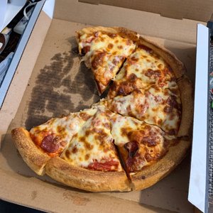 PHIL’S PIZZA - 170 Photos & 441 Reviews - 1102 W 35th St, Chicago, IL ...