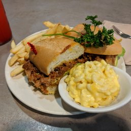 RED’S BARBECUE & GRILLERY - Updated July 2025 - 579 Photos & 1174 ...