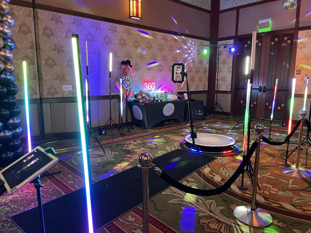 SISSY’S MAGIC BOOTH - Updated September 2024 - Request a Quote - Winchester, Kentucky - Photo ...