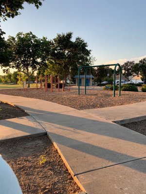 SUNSET PARK - Updated April 2026 - 26 Photos - 5743 W Lisendra Dr ...