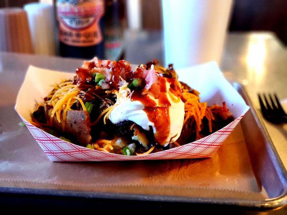 MEATING PLACE BARBEQUE - 117 Photos & 164 Reviews - 41902 FM 1774 ...