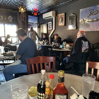 BLUE MOON CAFE - 2458 Photos & 2566 Reviews - 1621 Aliceanna St ...