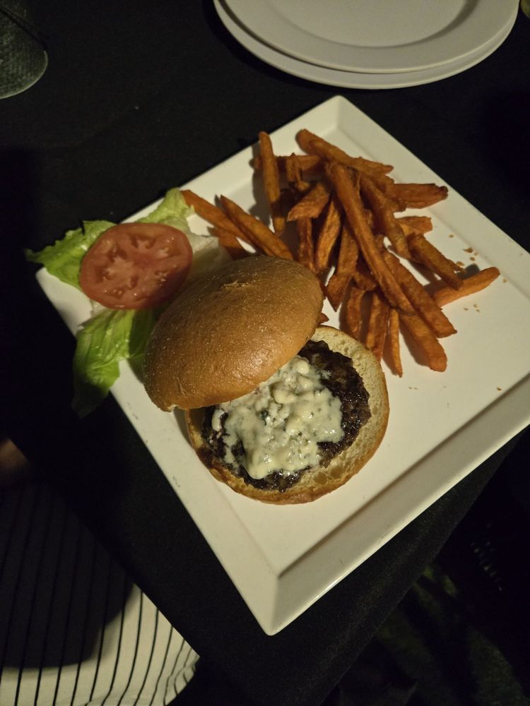 CZECH INN GRILL - Updated December 2025 - 82 Photos & 69 Reviews - 563 ...