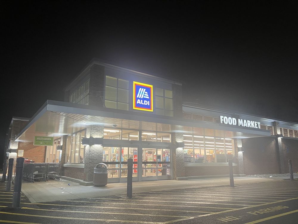 ALDI - Updated October 2025 - 21 Photos & 21 Reviews - 801 Silver Ln ...