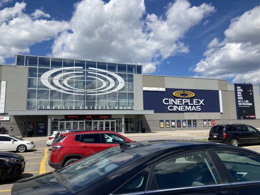 CINEPLEX CINEMAS HAMILTON MOUNTAIN - Updated January 2025 - 36 Photos ...