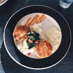 INK N IVY - Updated April 2025 - 614 Photos & 830 Reviews - 222 S ...