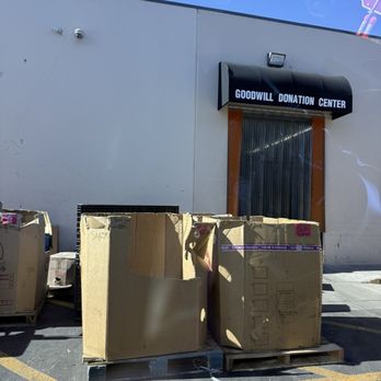 GOODWILL OF ORANGE COUNTY - Updated December 2025 - 80 Photos & 112 ...