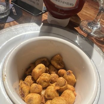 THE SALOON - Updated December 2025 - 118 Photos & 346 Reviews - 1207 U ...