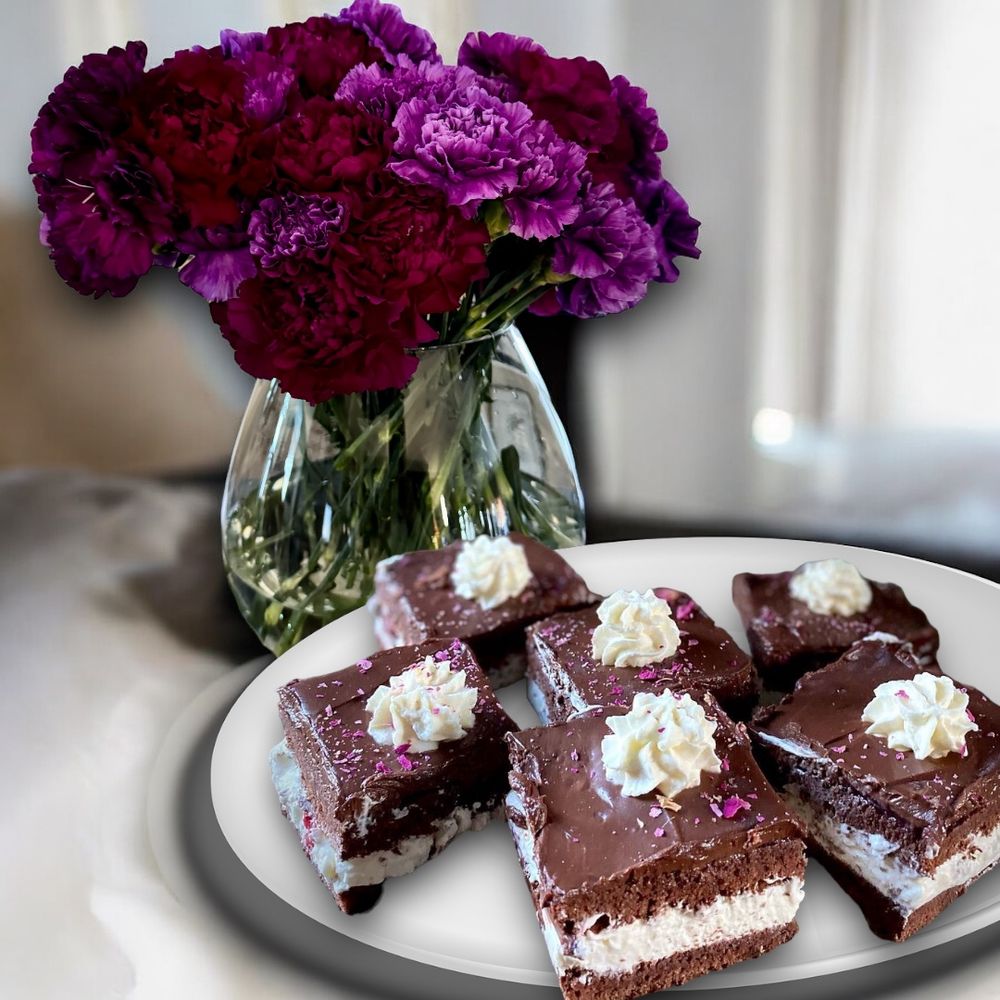 SWEETS & FLORALS SISTERS - Updated December 2024 - 19 Photos - Calgary ...