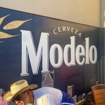 BOOKIES BAR & GRILLE - Updated July 2024 - 75 Photos & 158 Reviews ...