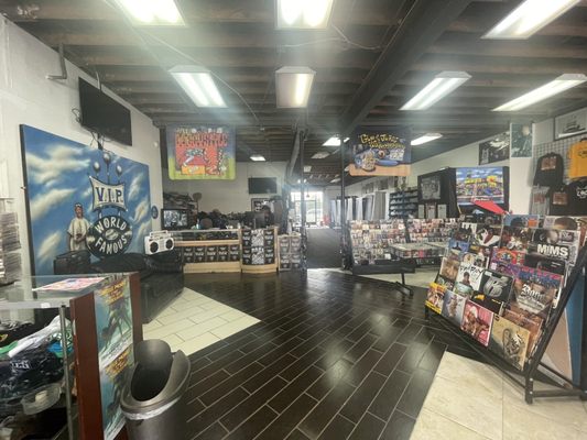 VIP RECORDS - Updated September 2025 - 23 Photos & 25 Reviews - 1020 E ...