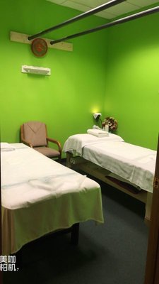 DAY SPA - Updated October 2025 - 17 Photos - 550 N Military Ave, Green ...