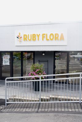 RUBY FLORA PLANT SHOP - Updated December 2025 - 10 Photos - 104 ...