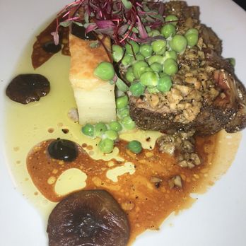 THE CARRIAGE HOUSE - Updated October 2025 - 122 Photos & 136 Reviews ...