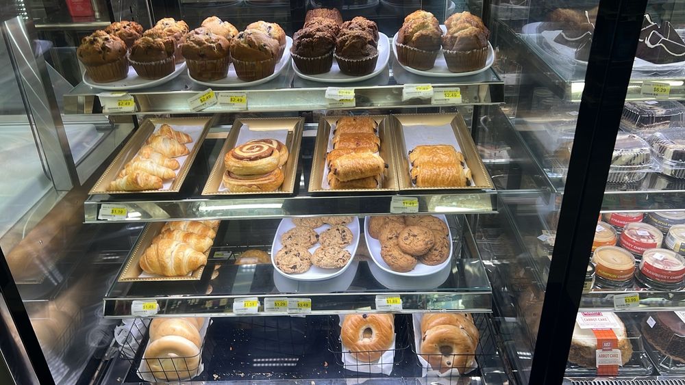 DIVINE MARKET - Updated November 2024 - 47 Photos & 21 Reviews - 20508 ...