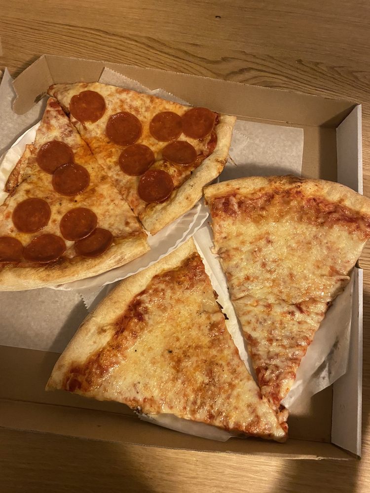 SMILING PIZZA RESTAURANT - Updated March 2025 - 110 Photos & 287 ...