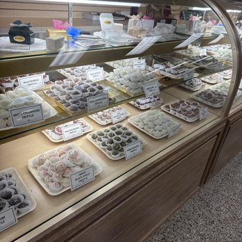 DAFFIN’S CANDIES - Updated November 2025 - 47 Photos & 45 Reviews - 496 ...