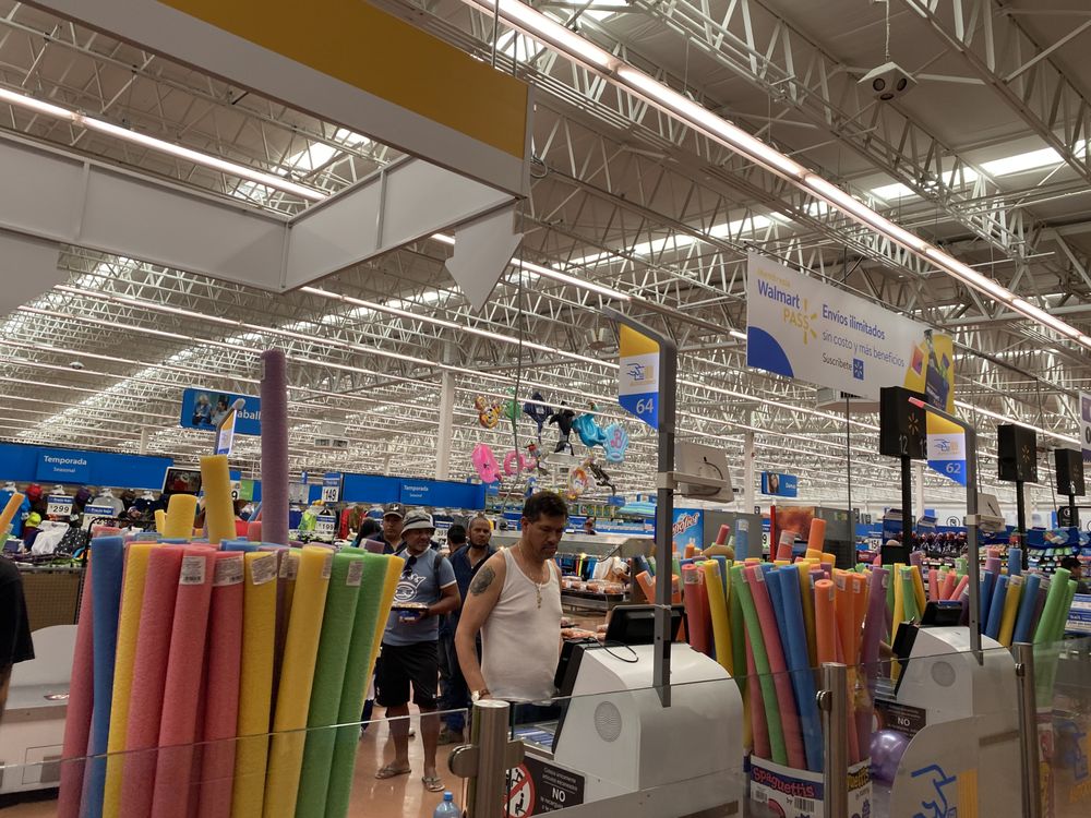 WALMART - Updated January 2025 - 44 Photos & 35 Reviews - Av. 30 Norte ...