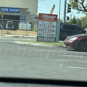 FASTRIP FOOD STORES - Updated December 2025 - 26 Photos - 850 Academy ...