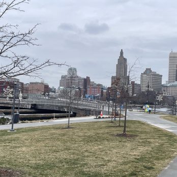 PROVIDENCE RIVER PEDESTRIAN BRIDGE - Updated October 2025 - 207 Photos ...