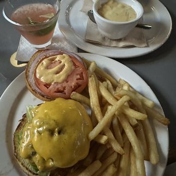 GUILTY SEA SPORTS PUB - Updated November 2024 - 85 Photos & 88 Reviews ...