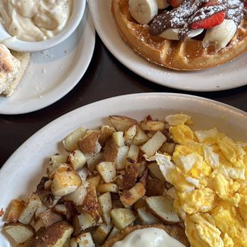 COUNTRY WAFFLES - Updated May 2025 - 688 Photos & 746 Reviews - 9350 ...